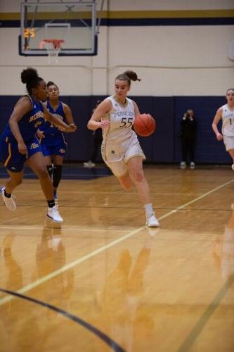 Principia’s Fredrickson reaches goal she made in fifth grade | Sports ...