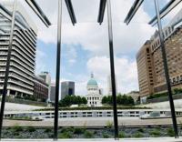 gateway arch inside view