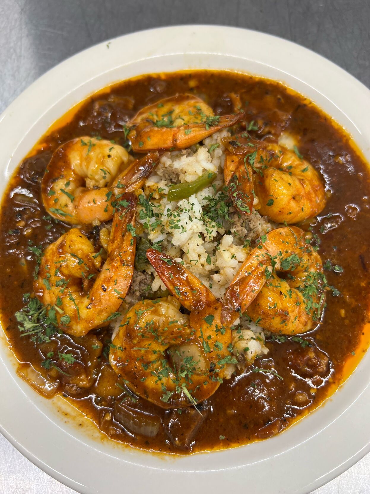 Johnny’s Hideout is worth seeking for Cajun fare plus legendary burgers ...