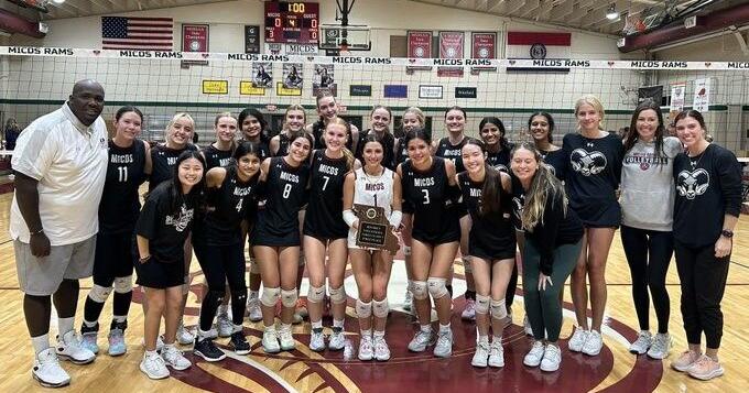 MICDS volleyball team wins first district championship | Sports ...