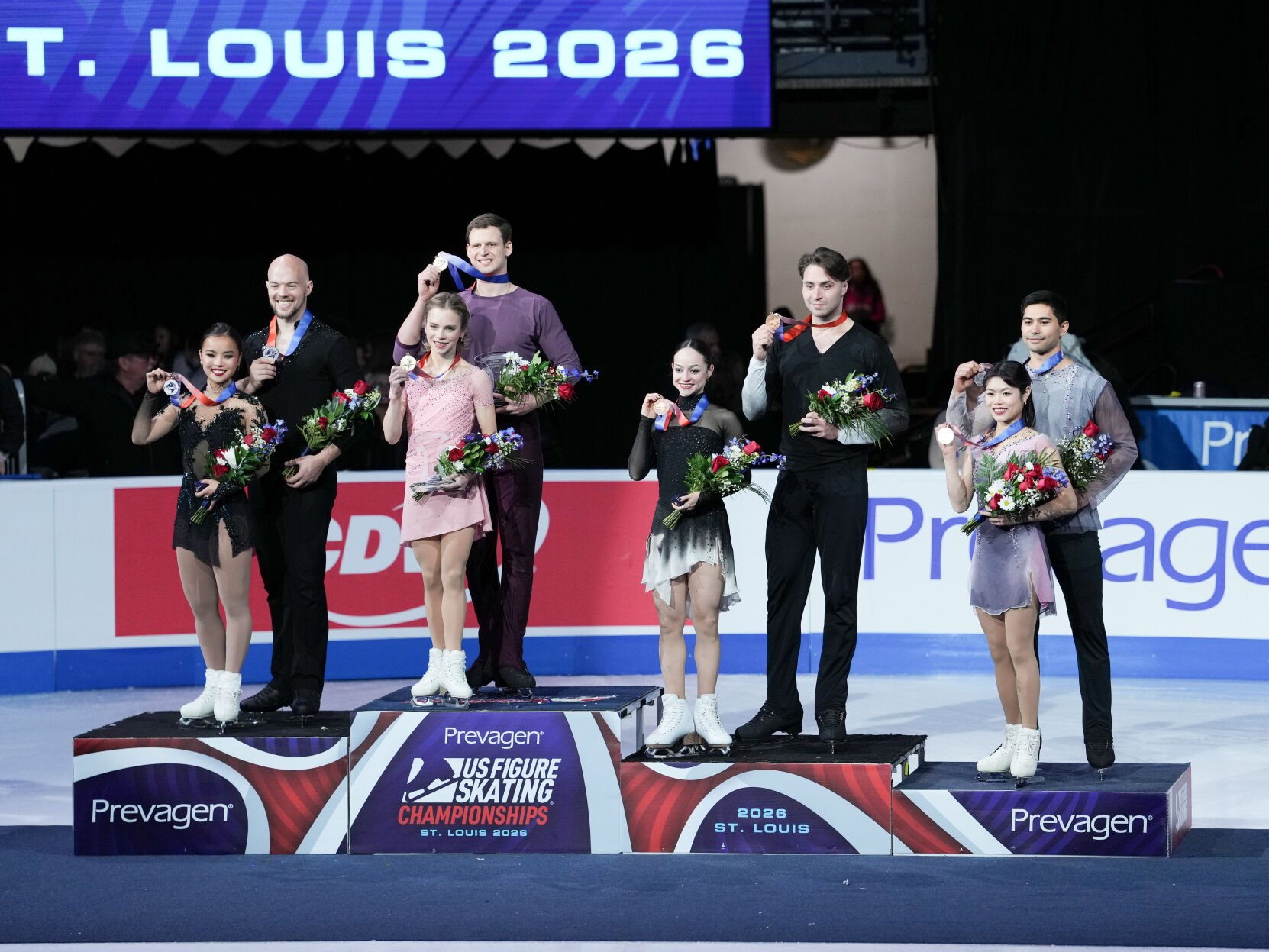 Alisa Efimova / Misha Mitrofanov wins pairs gold at U.S.Figure Skating ...