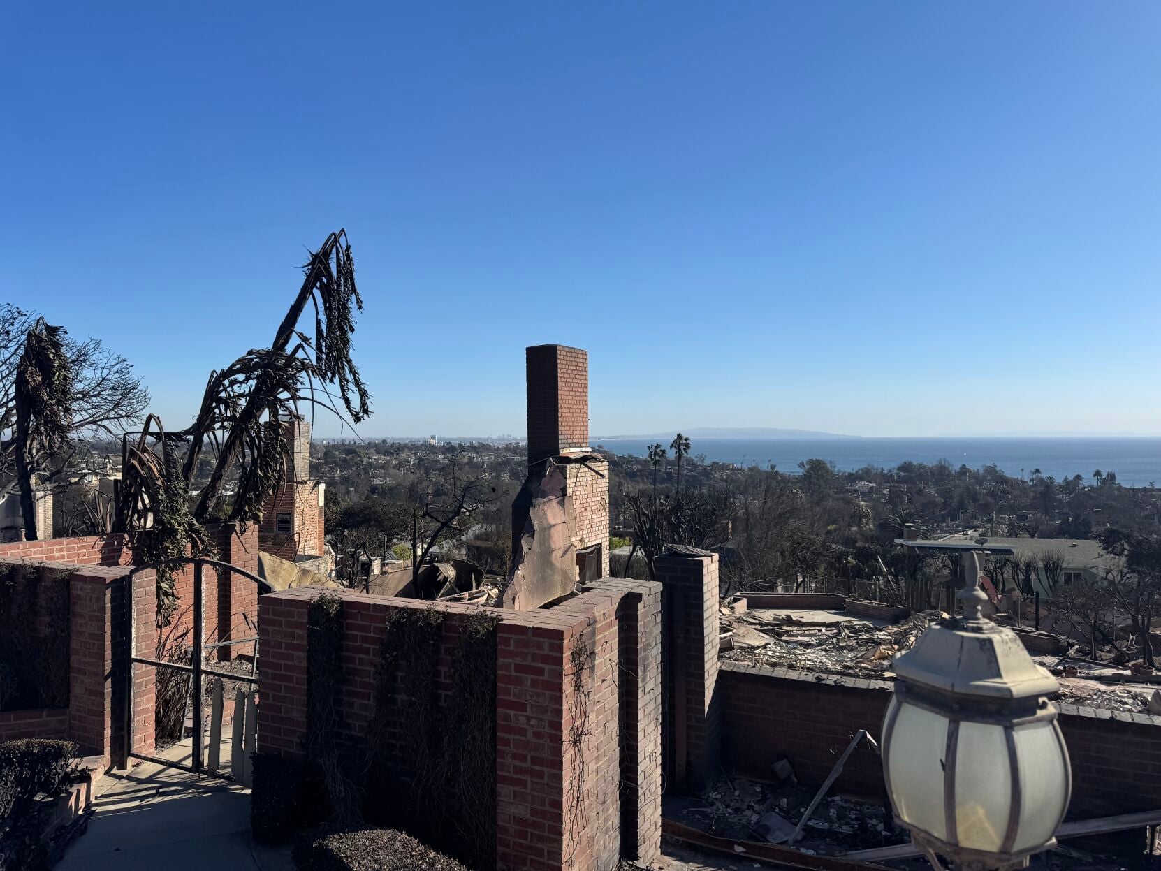 Gelson's Palisades to Rebuild After Fire Closure | News ...