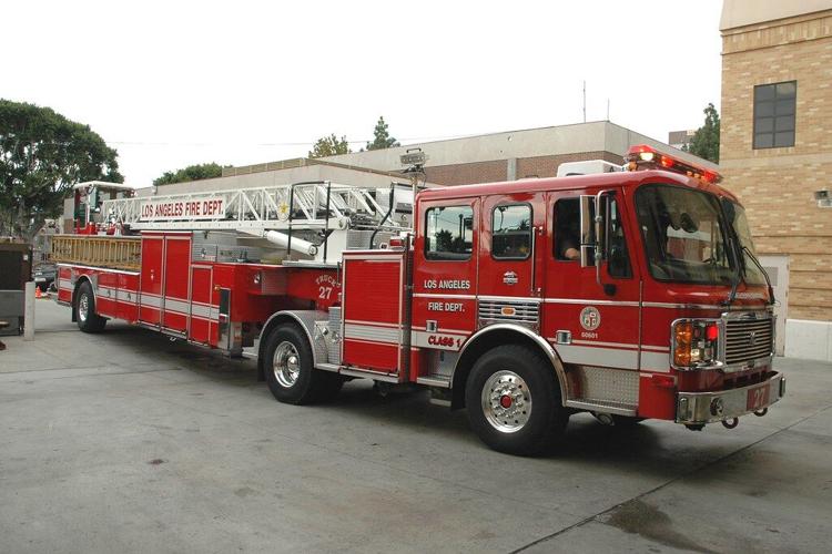 Firefighters Knock Down Blaze at Bungalow Near LAX | News ...
