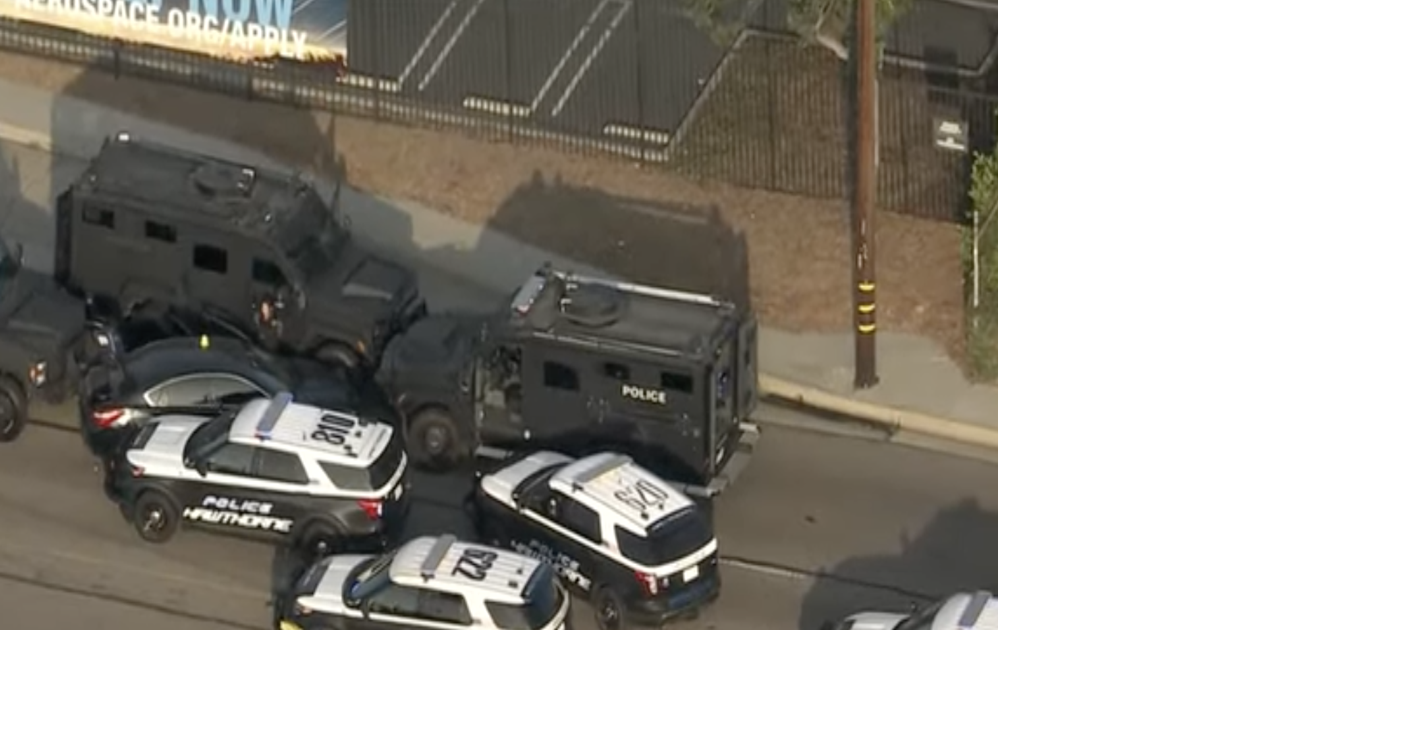 Suspect in Santa Monica College Shooting Killed in Police Standoff ...