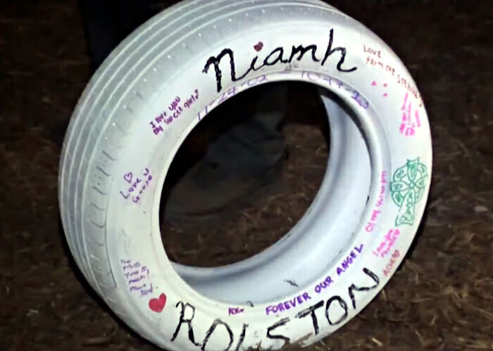 Malibu Memorializes Pepperdine Students with 'Ghost Tires' Installation ...