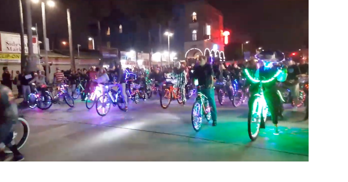 If It's Sunday--It must be the Venice Electric Bike Parade | Living ...