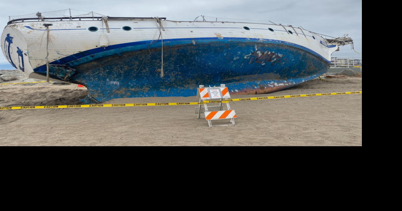 Shipwrecked Boat Fully Cleared From Playa Del Rey Beach | News ...