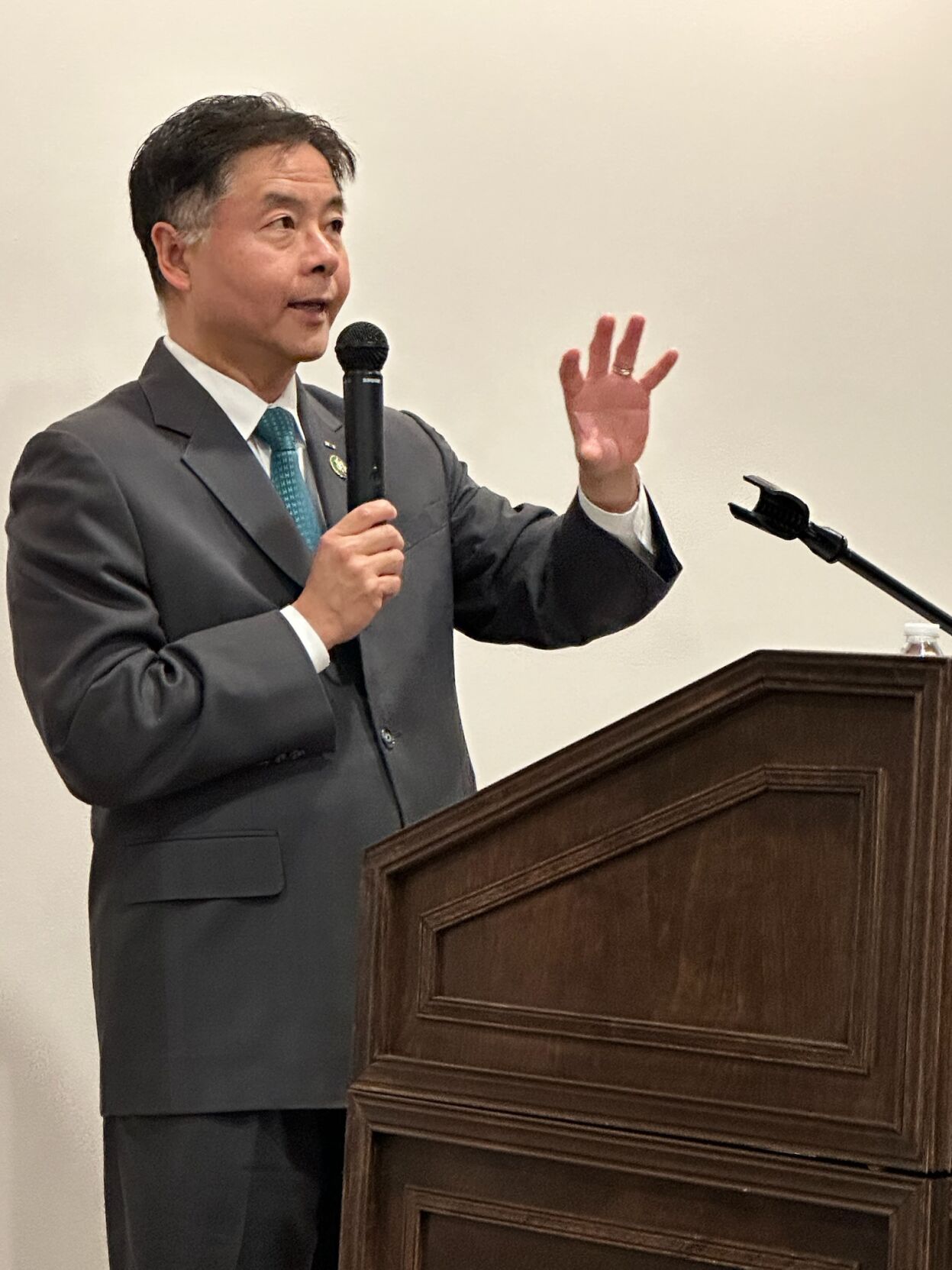 Congressman Lieu Talks Artificial Intelligence, Veteran Homelessness ...