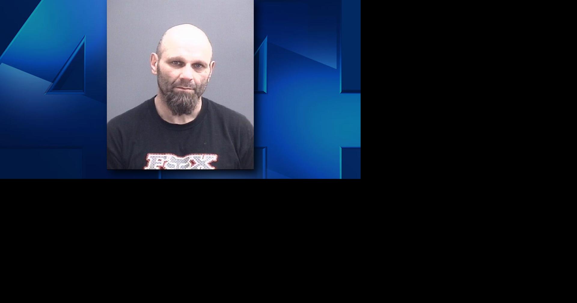 Gibson County man wanted on felony warrants accused of running from ...