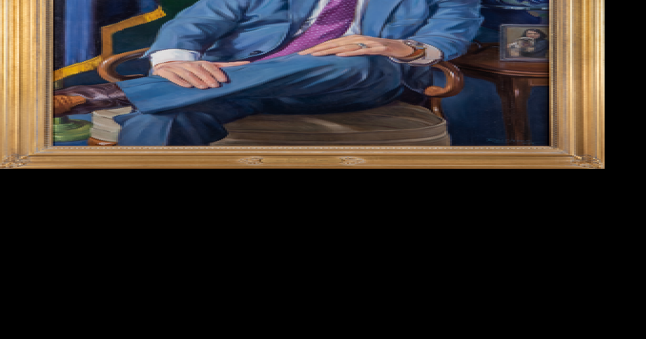Official portrait of Indiana Governor Eric Holcomb unveiled | Indiana ...