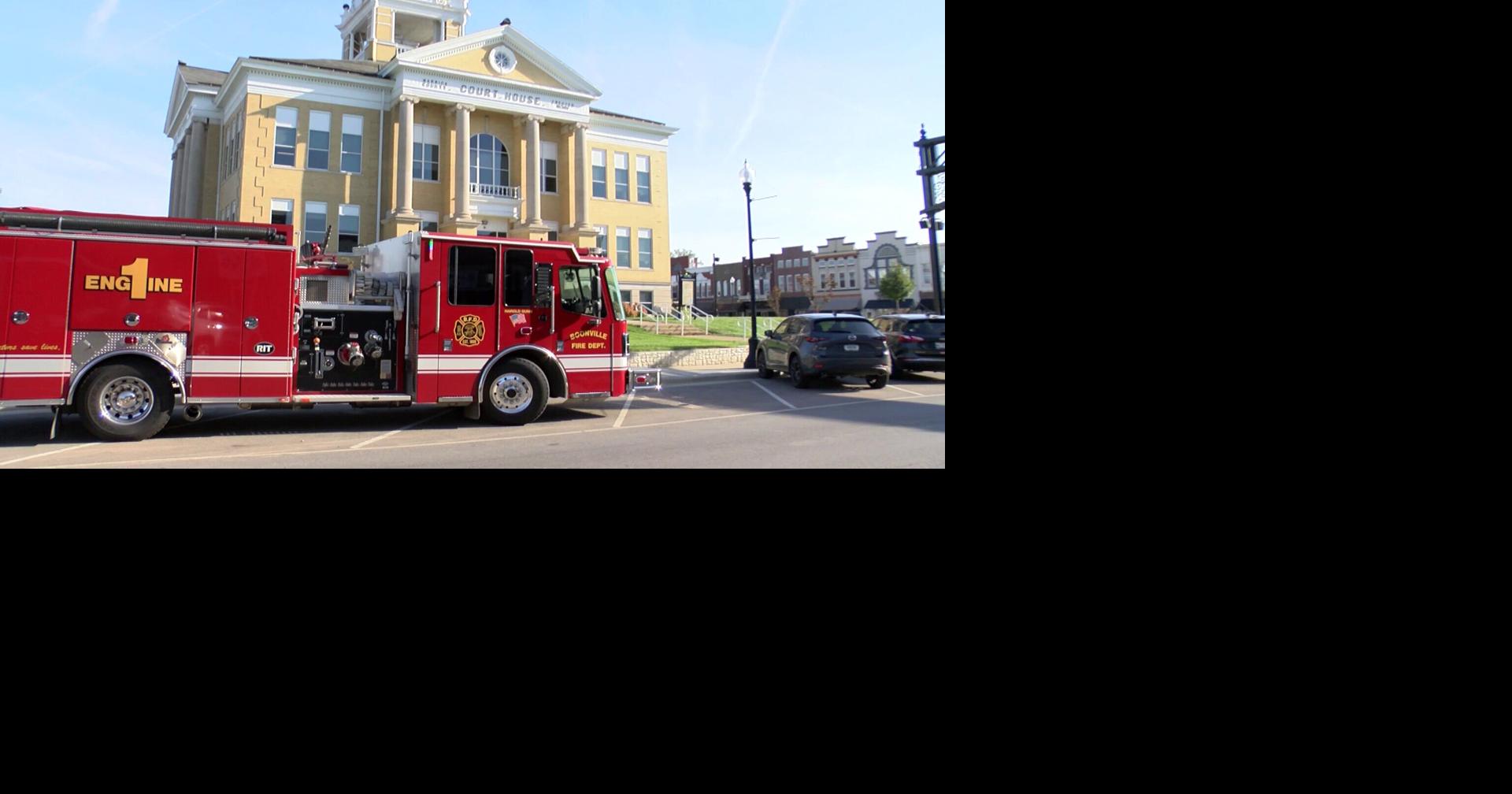 Warrick Commissioners Address Health Department Concerns | News | wevv.com