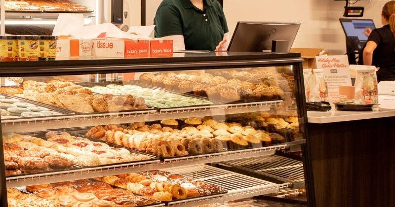 New Donut Bank location now open on Evansville's west side | Indiana ...