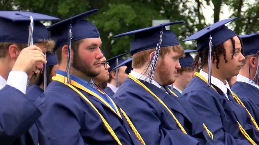 EVSC holds last of 2022 graduation ceremonies | News | wevv.com