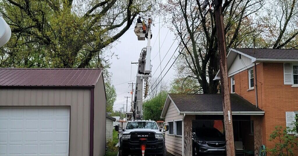 CenterPoint Energy crews restore power after outage in Boonville ...