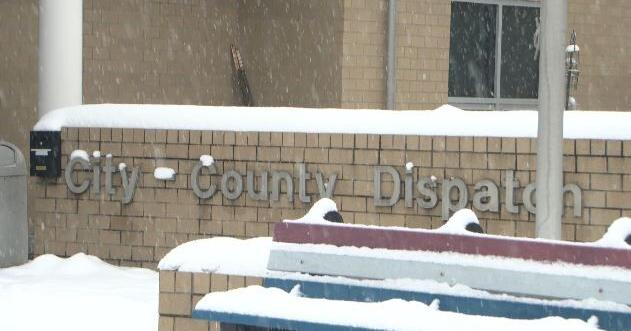 Evansville Dispatch doubles up call takers for Friday’s round of weather | News | wevv.com