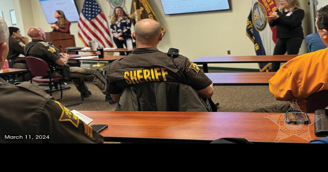 VCSO learning how to communicate with deaf community | News | wevv.com