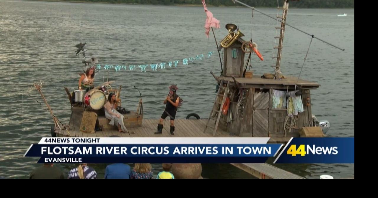 Flotsam River Circus performs on Ohio River in Evansville | Video ...