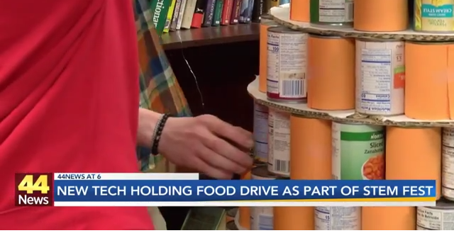 Canned food drive helps local students give back | News | wevv.com
