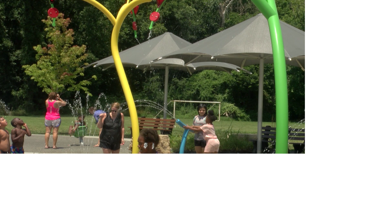 Park visitors frustrated with maintenance issues in its splash area ...