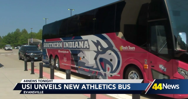 USI Athletics unveils a newly wrapped bus ready for road trips | News ...