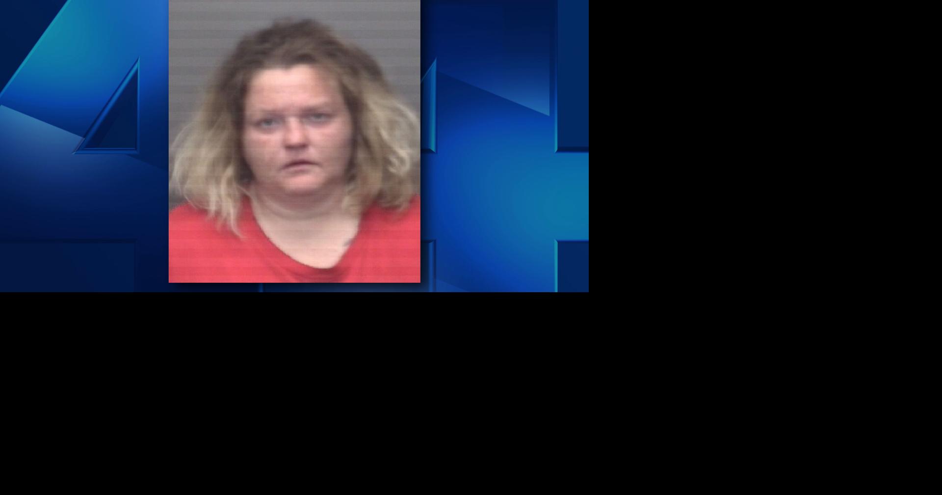 EPD: Officers find drugs on woman in running car in the road | Crime ...