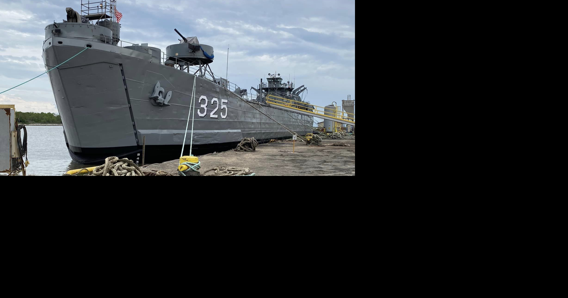 LST-325 headed back home to Evansville after being inspected and ...
