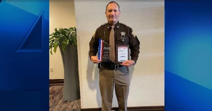 Warrick County Reserve Deputy receives Officer of the Year Award | News ...