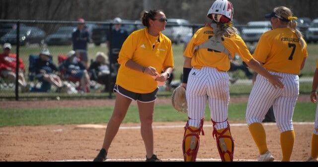 Screaming Eagles open D-2 Softball World Series on sour note | Sports ...