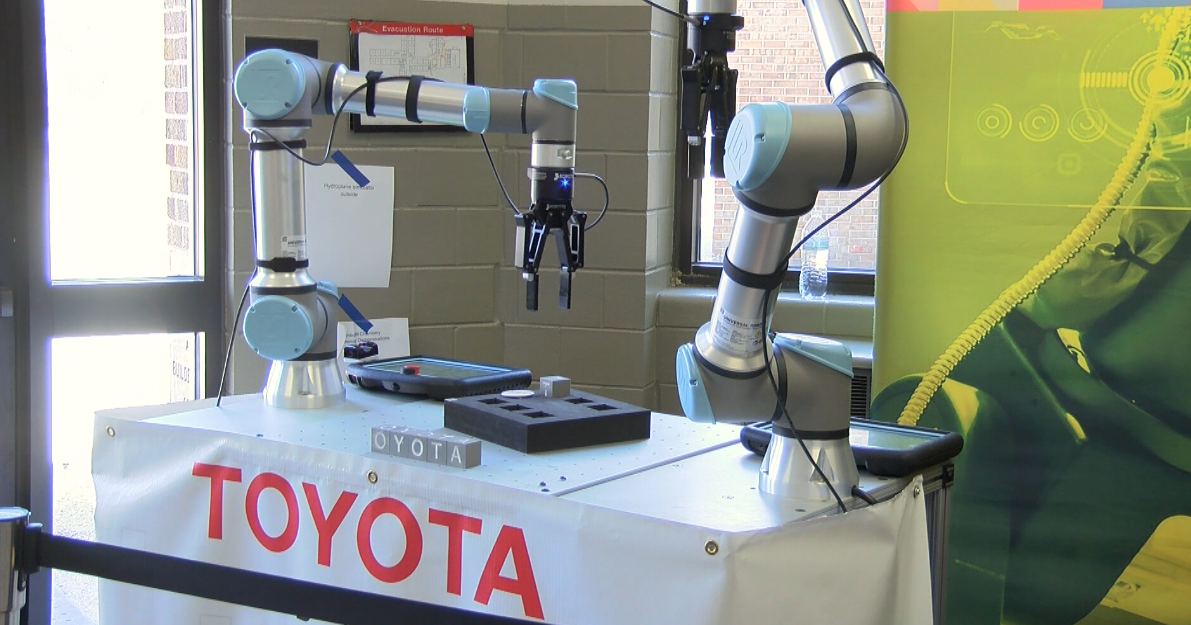 STEM Fest put on by EVSC New Tech High School | News | wevv.com