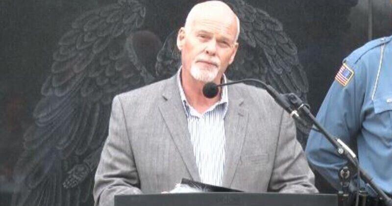 Allen County Commissioner Nelson Peters announces his retirement after ...