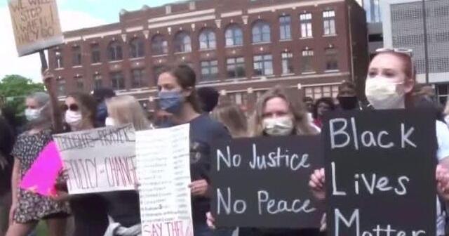 Protesters split causing rising tension in downtown Fort Wayne BLM ...