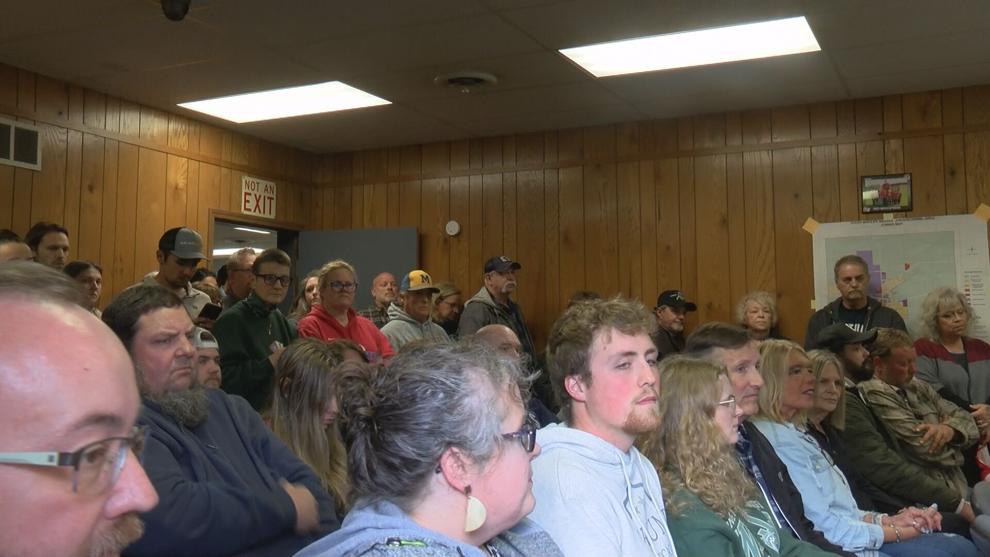 South Whitley Town Council aims to terminate officer amid threats from ...