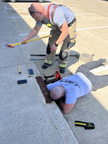 FWFD and Animal Care & Control rescue ducklings from storm drain ...
