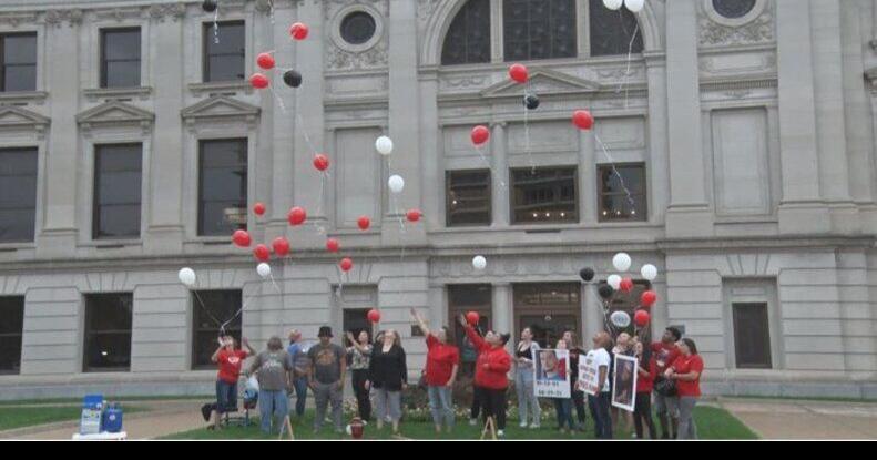 Family of Findlay, Ohio teen killed demands answers from Allen County ...