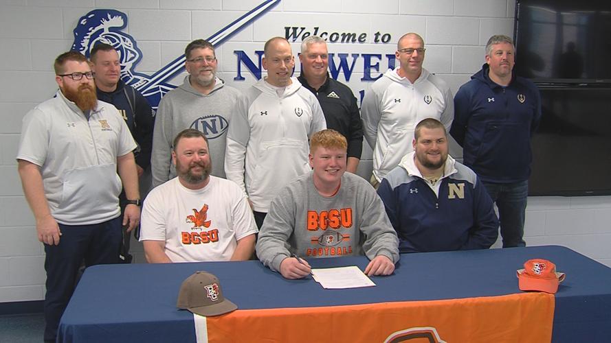 Brody Bolyn Signing Gallery | | wfft.com