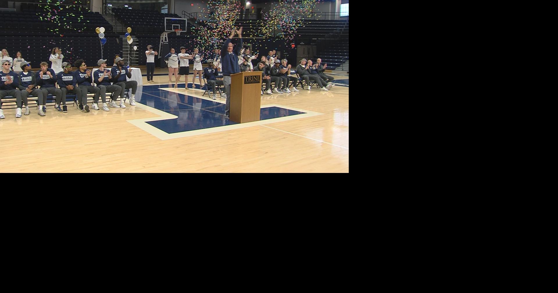 Trine celebrates DIII basketball national title | College Sports | wfft.com