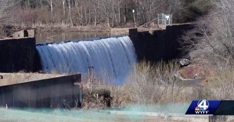 A 'damming' situation: 130-year-old dam leaking; holding back tons of ...