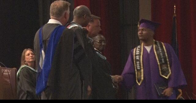 Fort Wayne Virtual Academy students celebrate inaugural graduation with ...