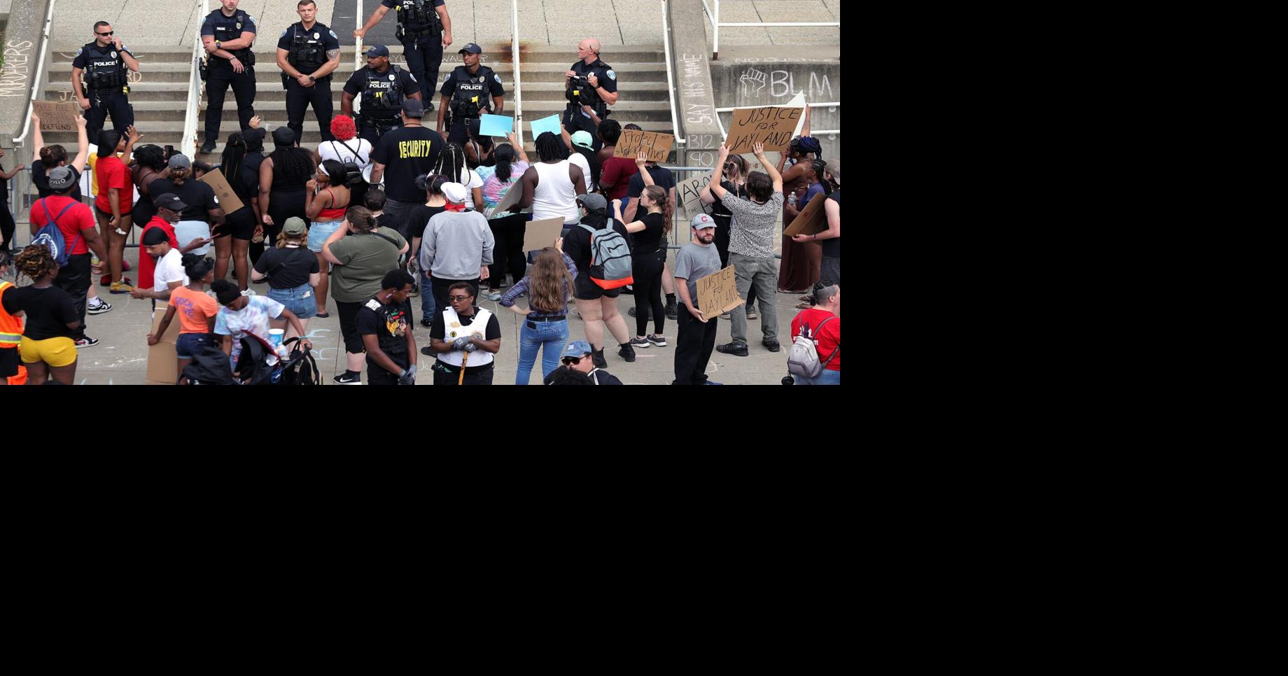 Jayland Walker suffered at least 60 wounds in fatal police shooting ...