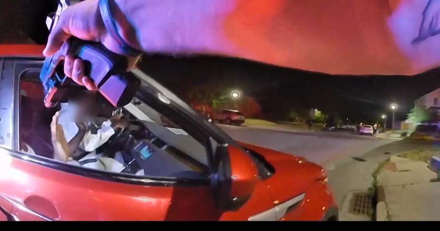 Fort Wayne Police release bodycam video of Linzell Parhm shooting ...