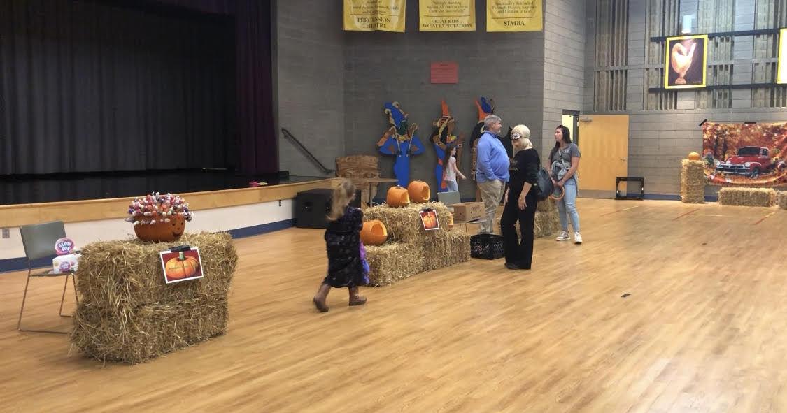 Weisser Park Youth Center Harvest Fest gets families in the Halloween ...