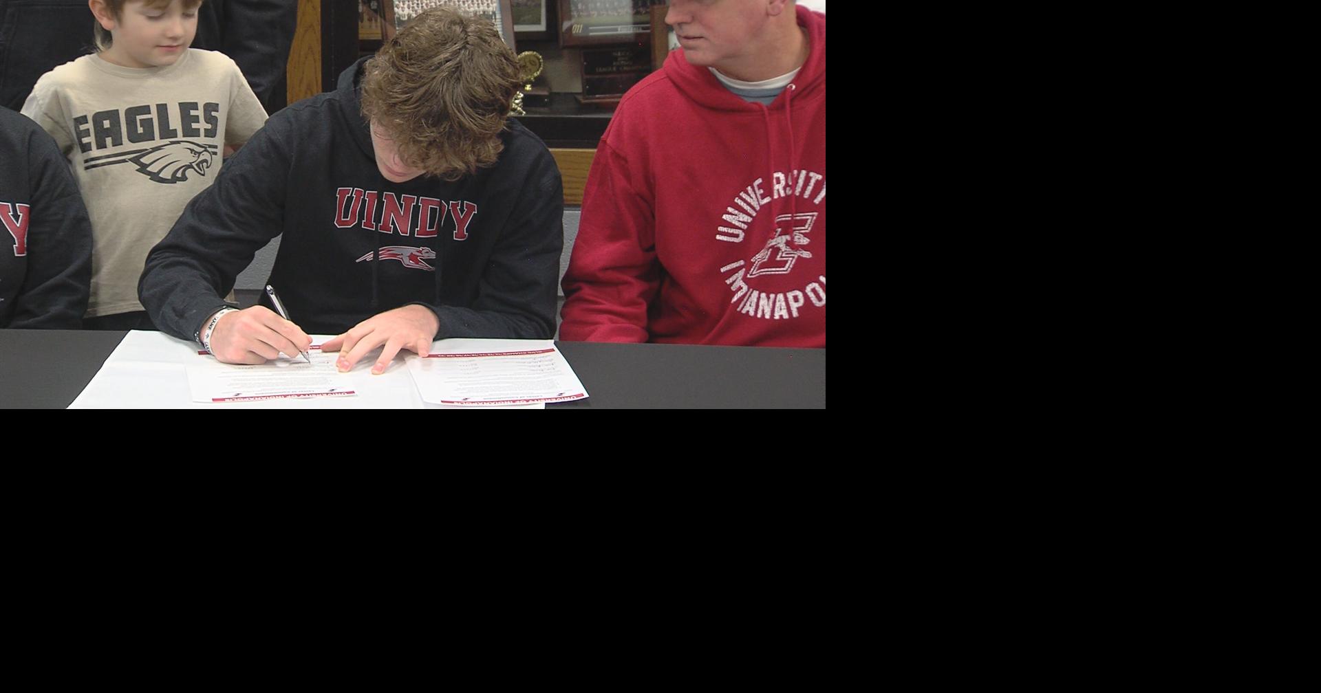 Busco's Buroff signs with UIndy | High School | wfft.com