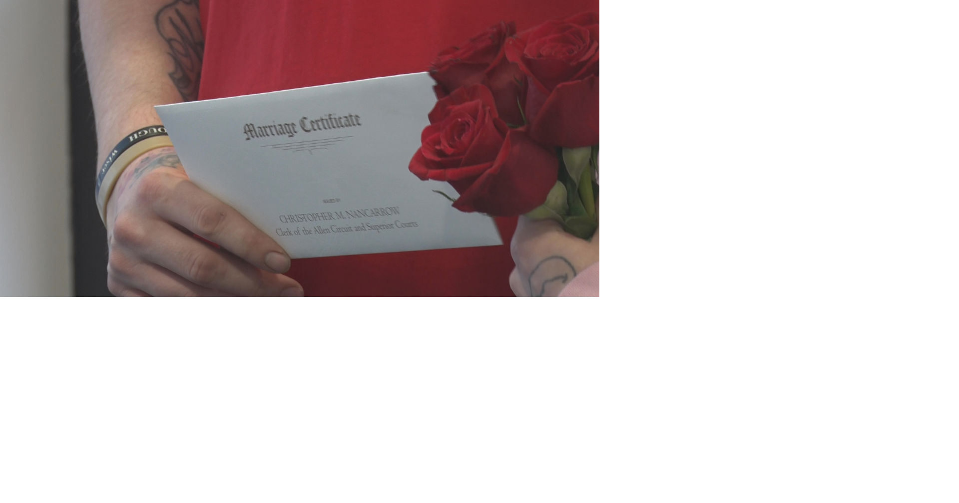 Fourteen couples say 'I do' at Citizens Square ahead of Valentine’s Day ...