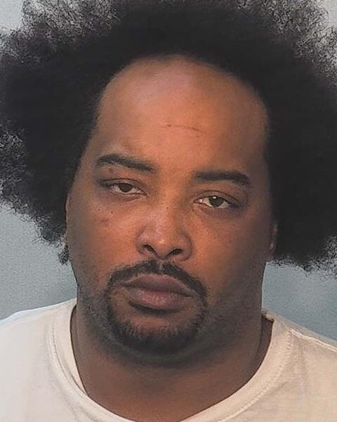 High-speed chase ends in crash and arrest in Fort Wayne | News | wfft.com