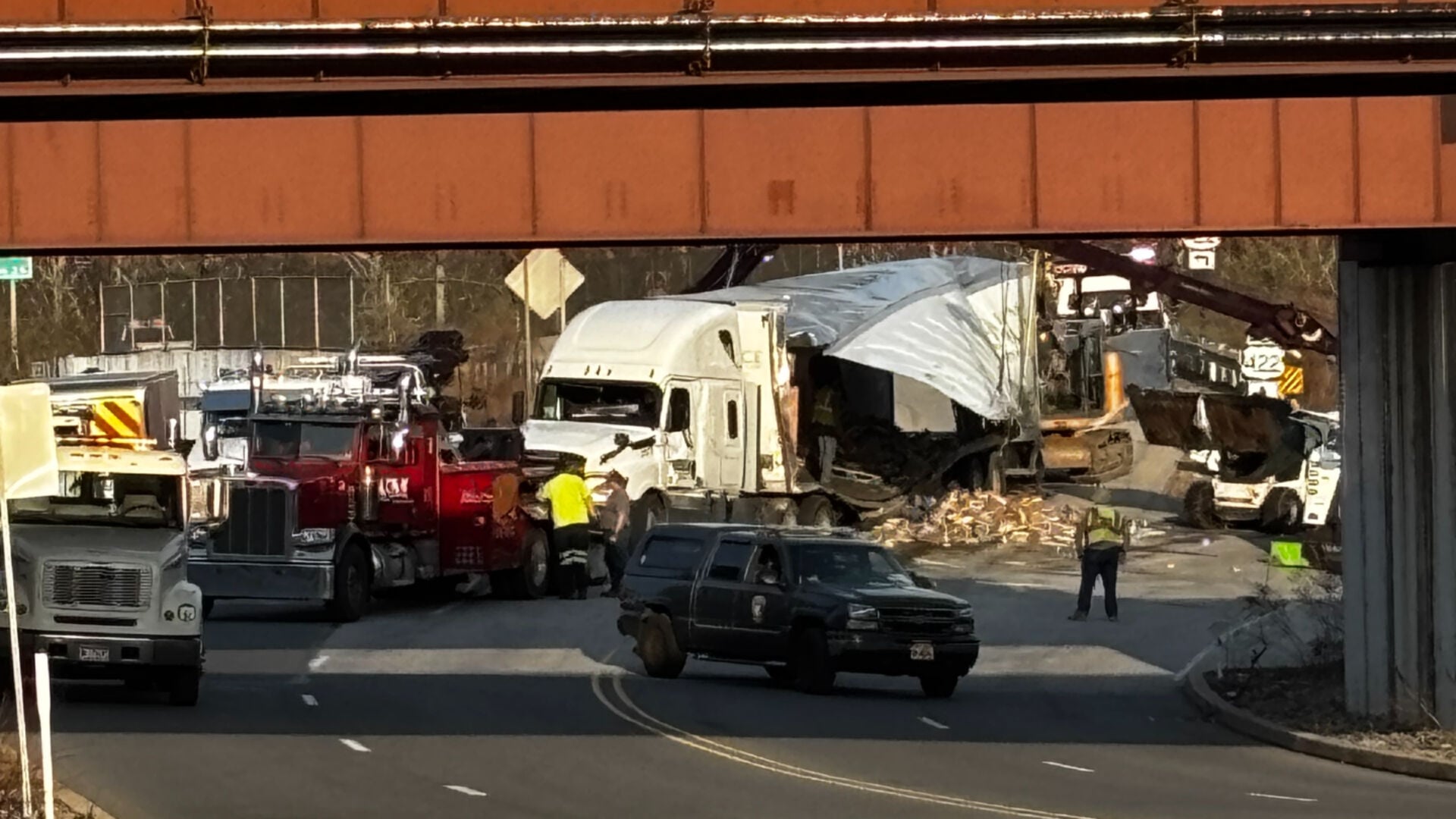 Truck crash sends cans of mushrooms across highway | Reading Area ...