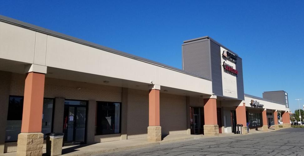 Remodeled liquor store opens, 6 chain eateries coming soon at Westgate ...