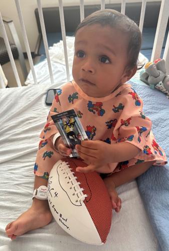 Super Bowl champion visits kids at Reading Hospital | Good News | wfmz.com