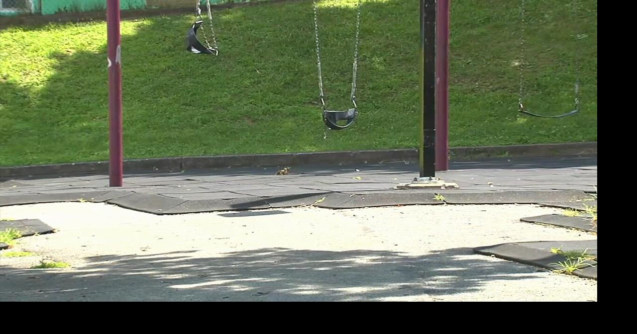 Una mujer es apuñalada cerca de un parque infantil en Reading ...