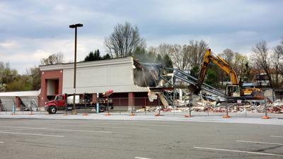 Exeter names interim township manager, votes to put Promenade property ...