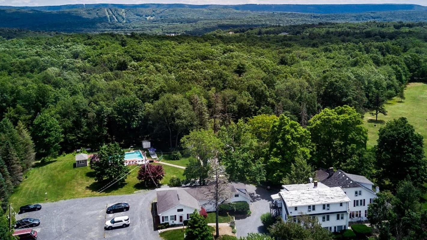 'Perfect setting': Grand opening set for 20-room Poconos inn, featuring ...